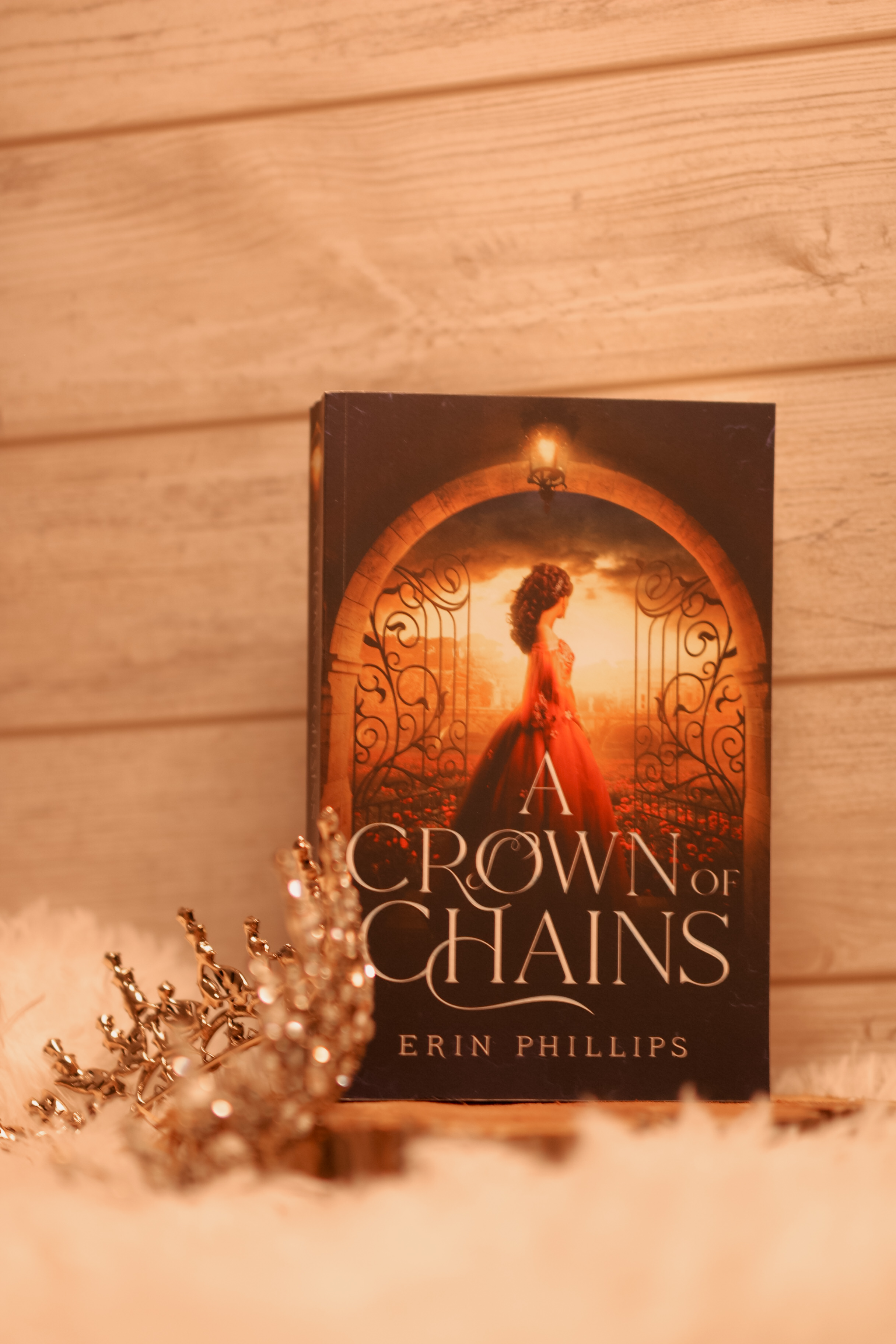 A Crown of Chains by Erin Phillips – story craft